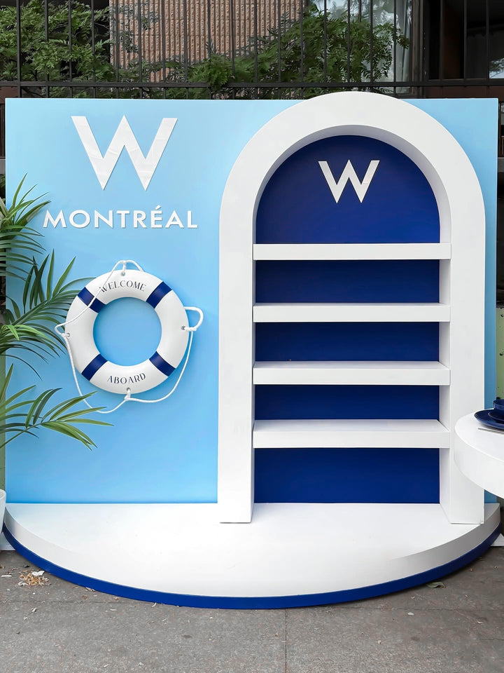 Product Displays & Shelving – Big Flowers Mtl